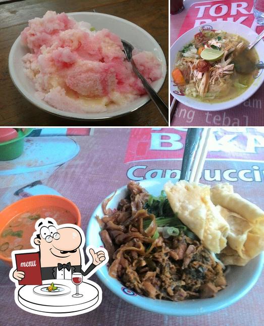 Foodcourt UGM cafeteria, Sendangadi - Restaurant reviews