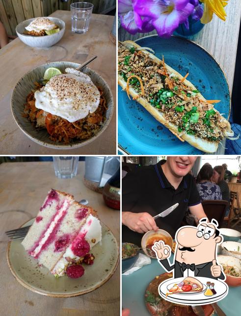 Omni Cafe in Whitley Bay - Restaurant menu and reviews