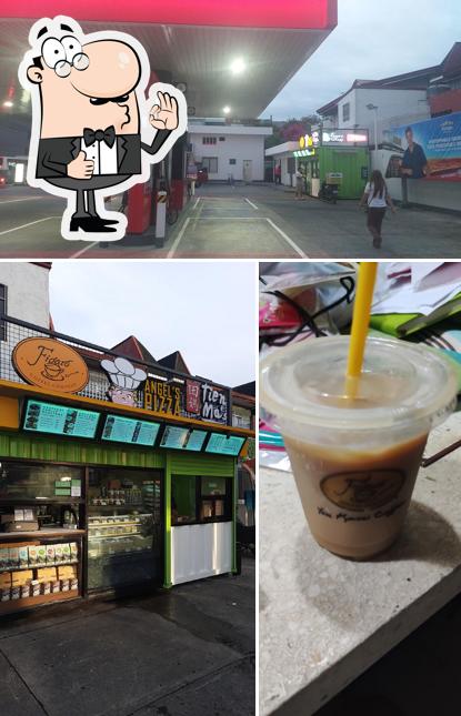 Angel's Pizza Kiosk pizzeria, Quezon City - Restaurant reviews