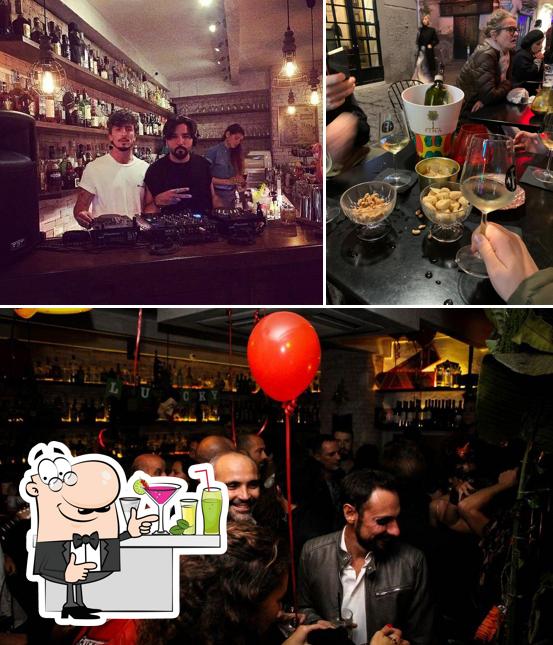 Freak Drink & Food pub & bar, Naples - Restaurant reviews