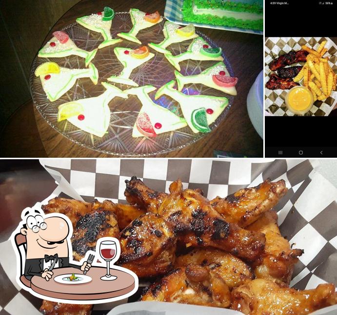 Uptown Bar & Grill in Watertown - Restaurant menu and reviews