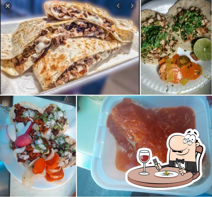 Daniel's taco's y pupusas in Los Angeles - Restaurant menu and reviews