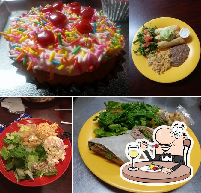 Tu Casa Salads & More in Escobares - Restaurant reviews