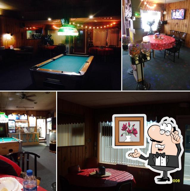 No Limits Pizza & Pool in Rose City - Restaurant reviews