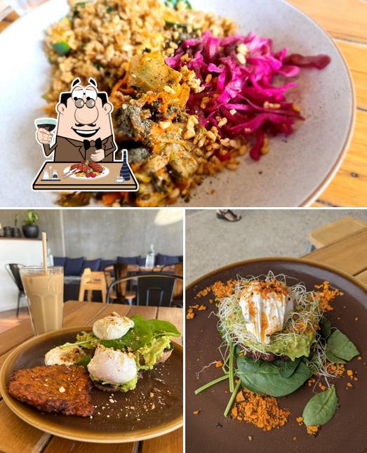 Two Before Ten Greenway, Greenway - Restaurant menu, prices and reviews