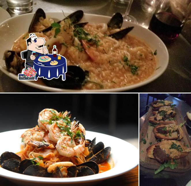 Ferro Bar & Cafe in Toronto - Restaurant menu and reviews