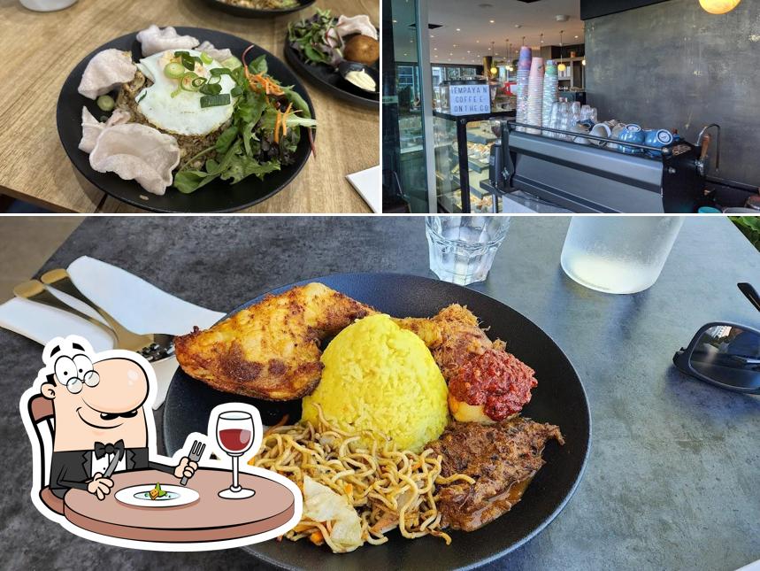 Tempayan Bay, East Perth - Restaurant menu, prices and reviews