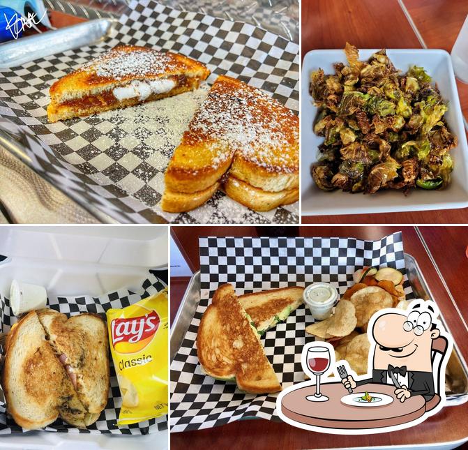 Benjie's Munch, 1218 W Bitters Rd APT 107 in San Antonio - Restaurant ...