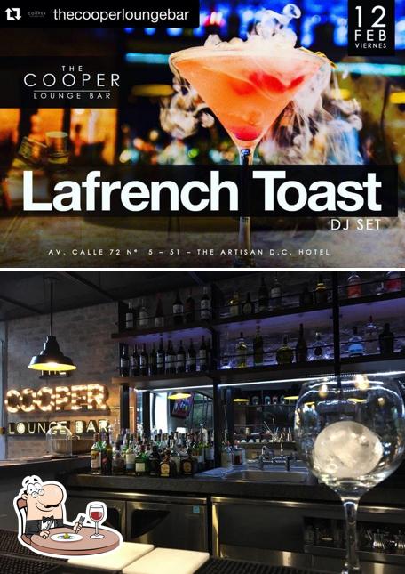 The Cooper Lounge Bar, Colombia - Restaurant reviews