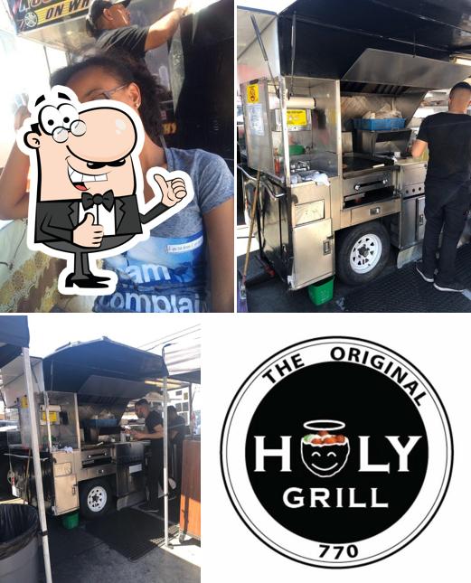 Holy Grill Food Truck in Los Angeles - Restaurant menu and reviews