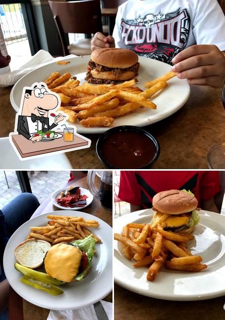 19th Hole Bar and Grill in Orlando - Restaurant menu and reviews