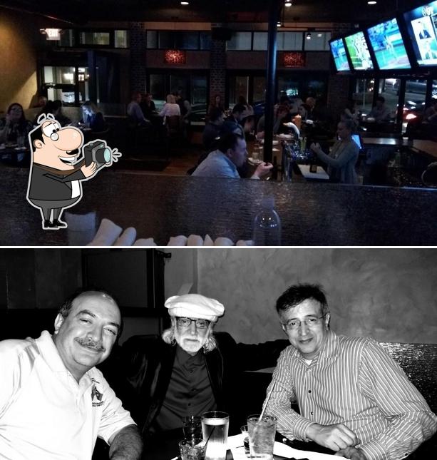 Stats Bar & Grille in Boston - Restaurant reviews