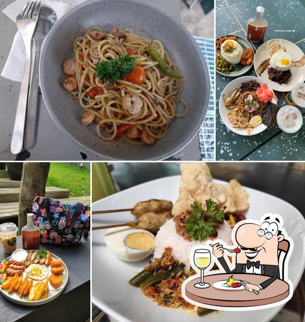 Tanatap Coffee Ampera, South Jakarta - Restaurant menu, prices and reviews