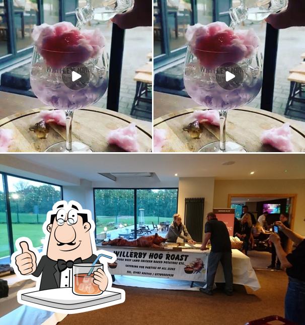 The Lodge Bar & Grill - Sutton Golf Course, The Lodge, 180 Saltshouse ...