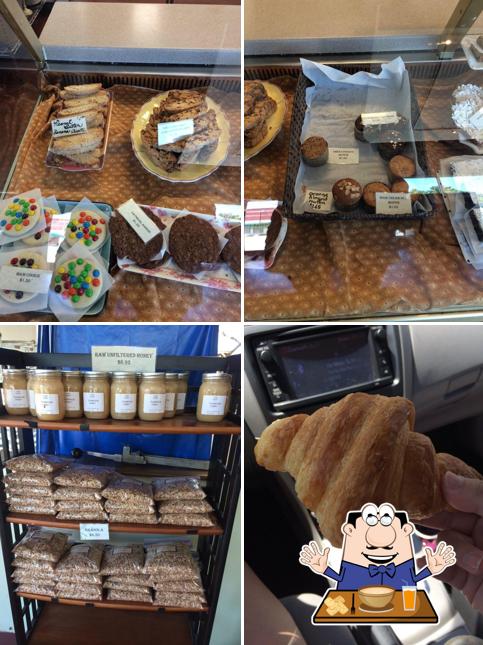 Ravelin Bakery, 416 S Elm St in Denton - Restaurant menu and reviews