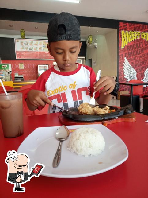 Hajj Chicken restaurant, Sidorejo, Jl. Raya Ahmad Yani No.28b ...