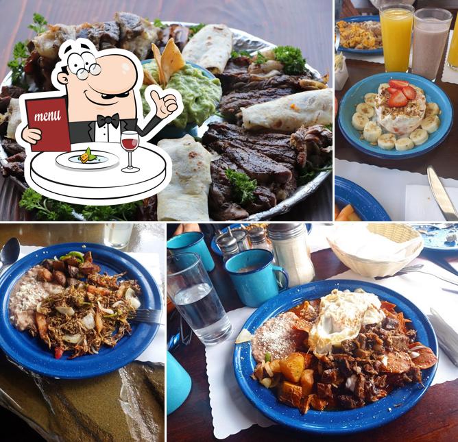 La Media Luna Restaurante, Rosarito - Restaurant menu, prices and reviews