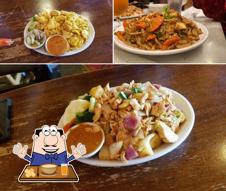 The Smiling Elephant, Nashville - Restaurant menu, prices and reviews