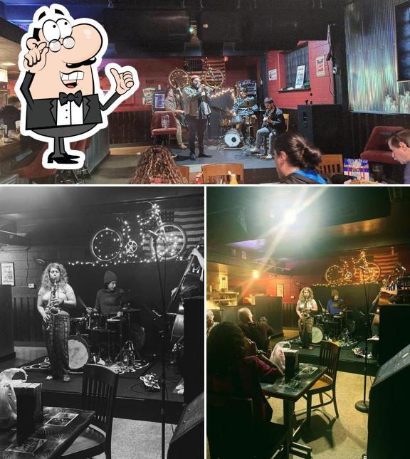 Parts & Labor Bar in Melvindale - Restaurant menu and reviews