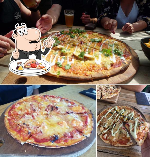 The Roaming Giant, Hamilton - Restaurant menu, prices and reviews