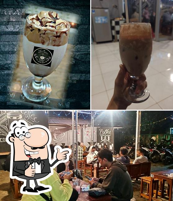 FLUSH COFFEE, Boja - Restaurant menu, prices and reviews