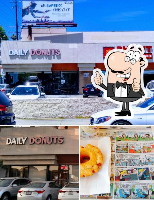 Daily Donuts, 1908 Hillhurst Ave in Los Angeles - Restaurant reviews