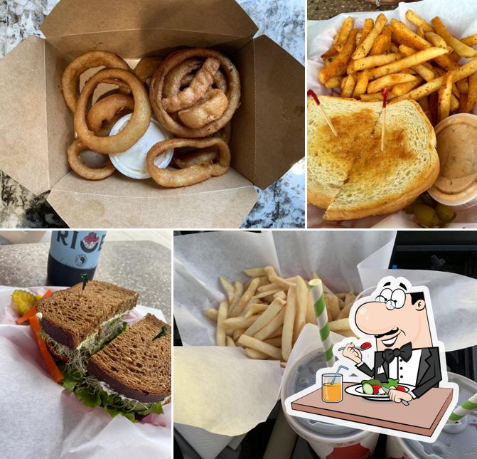 MVP's Grill & Patio, Long Beach - Restaurant menu, prices and reviews