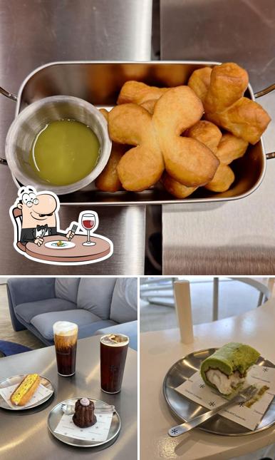 Table of Contents - TOC, Bangkok - Restaurant menu, prices and reviews
