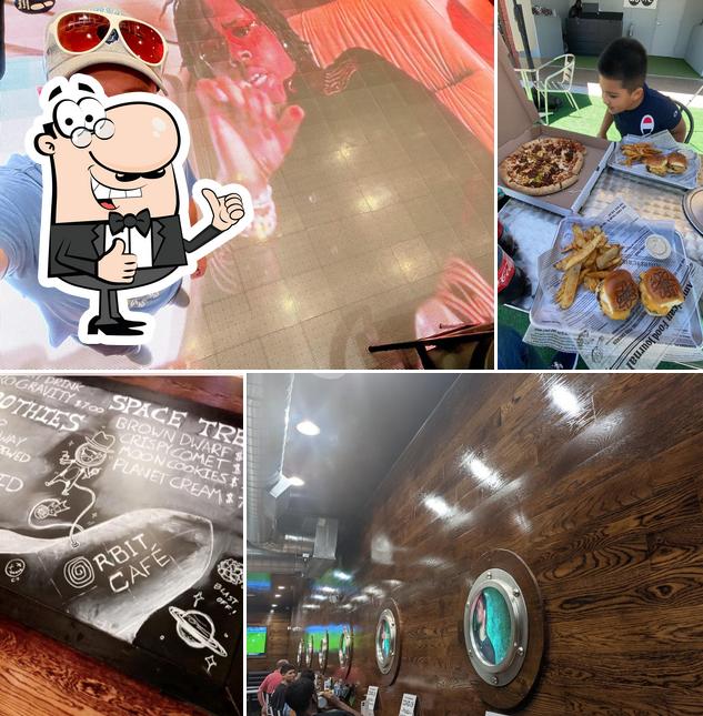 Orbit Cafe in Houston - Restaurant reviews