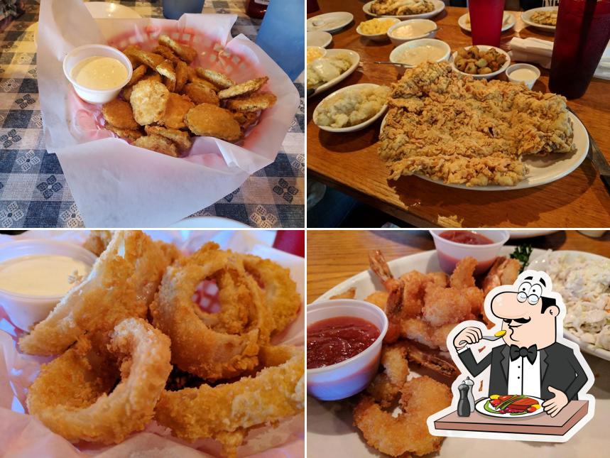 Goodson's Cafe, 27931 Tomball Pkwy in Tomball - Restaurant menu and reviews