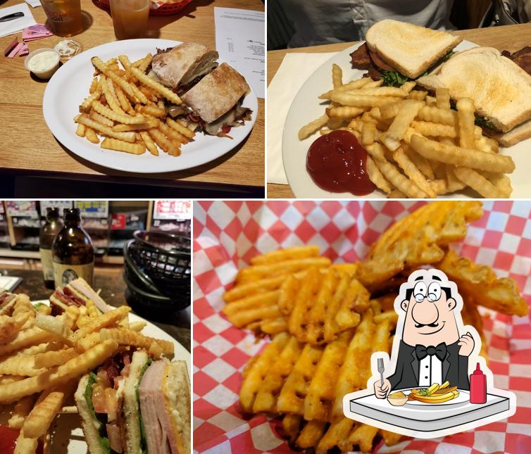 Pla-Mor Bar & Grill, Maple Valley - Restaurant menu, prices and reviews
