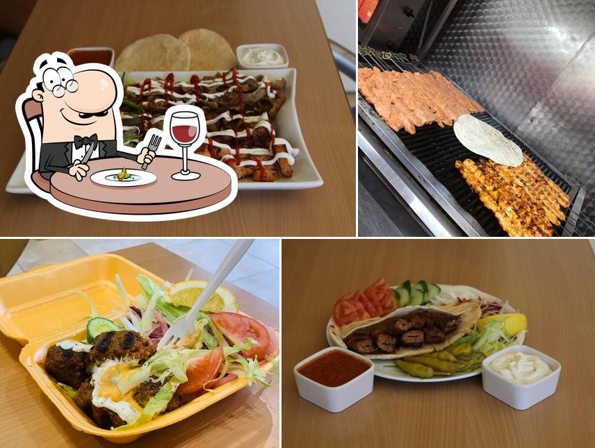 GOLDEN KEBAB HOUSE( BESTKEBAB) in Farnborough - Restaurant menu and reviews