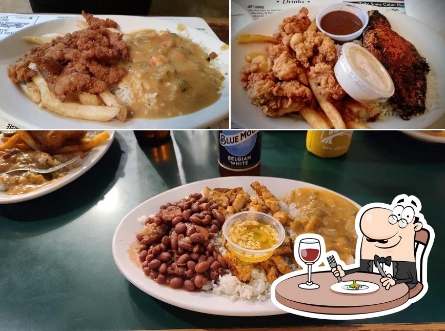 Cajun Connection in North Utica - Restaurant menu and reviews