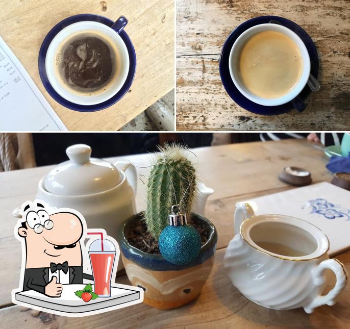 Blue Brick Cafe in London - Restaurant menu and reviews