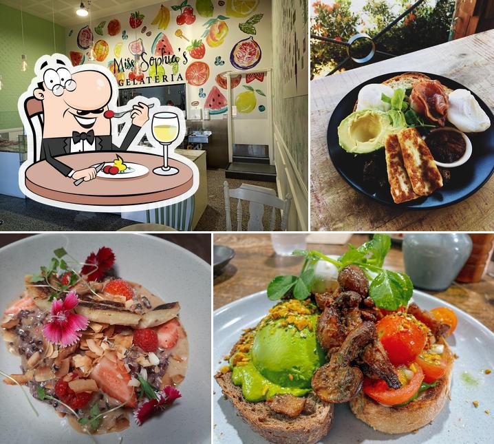 Farmhouse, Kedron Cafe in Kedron - Restaurant menu and reviews