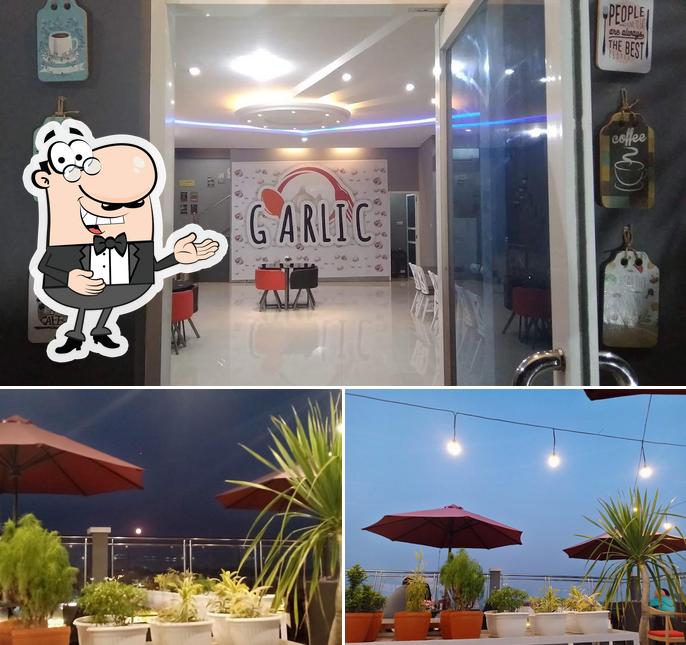 GARLIC Cafe and Resto, Pekalongan - Restaurant reviews