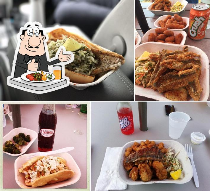 Saltbox Seafood Joint, 608 N Mangum St in Durham - Restaurant menu and ...