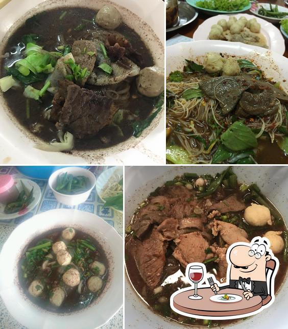 Best tom yum in Wang Saphung restaurants, spring 2024 - Restaurant Guru