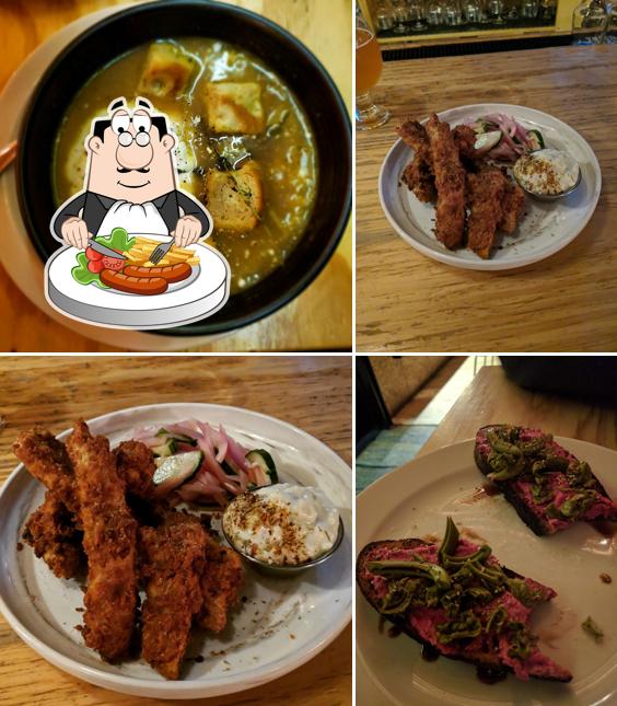 Top 5 restaurants with buffalo wings in Middletown, Connecticut ...