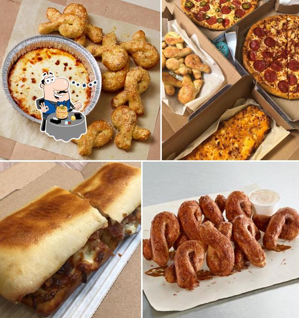 Top 3 restaurants with tater tots in Ham Lake, december 2025 ...