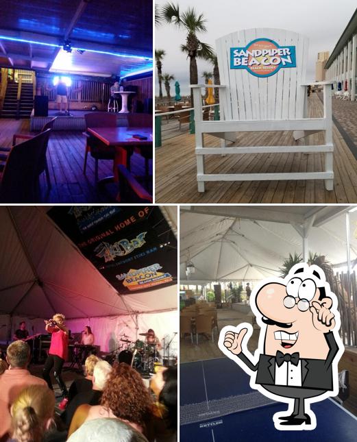 Tiki Bar at the Sandpiper Beacon in Panama City Beach - Restaurant reviews