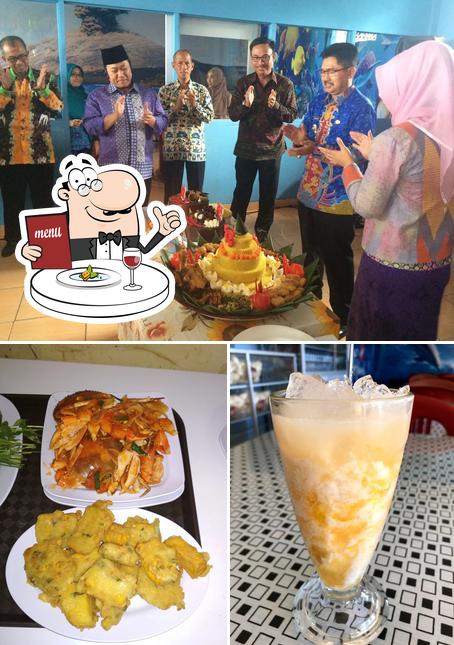 Dermaga Boom Seafood, Bumi Agung - Restaurant menu, prices and reviews