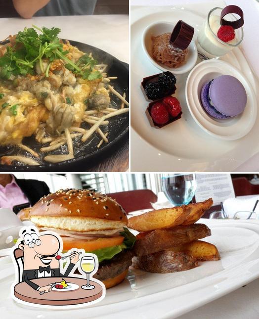 Fifty Five restaurant, Bangkok, 999/99 - Restaurant reviews