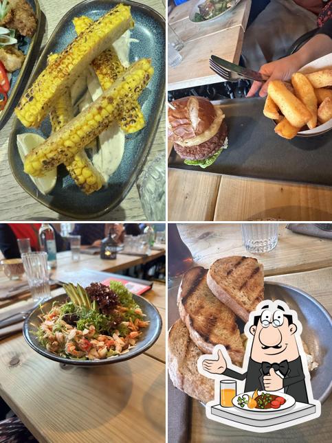 GOGOS Waterfront Restaurant, Racecourse Marina, Maidenhead Rd in ...