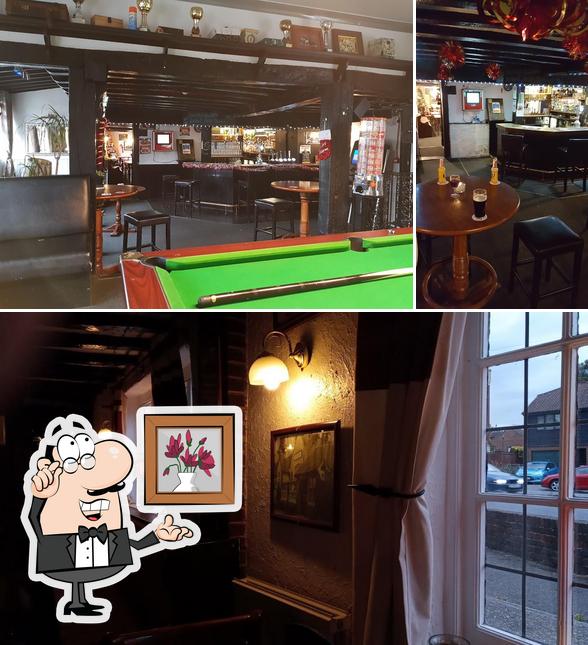 Ye Olde Red Cow Inn, Slough - Restaurant menu, prices and reviews