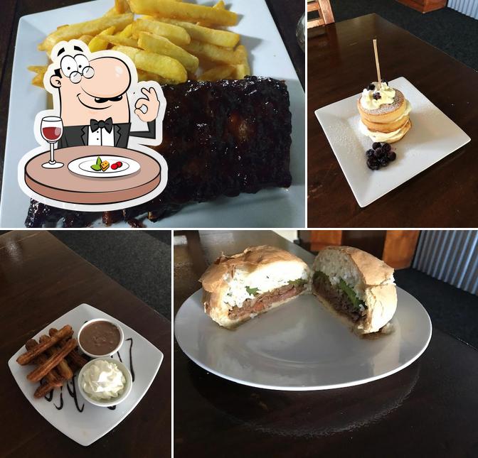 MLC HOT ROCKS AND PIZZAS, Middlemount - Restaurant menu, prices and reviews