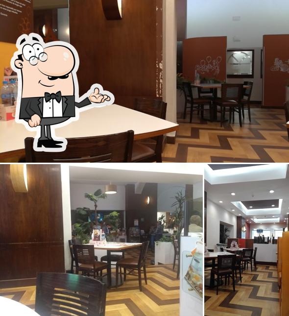 Vips Querétaro Centro restaurant, Santiago de Querétaro, C. Francisco I ...