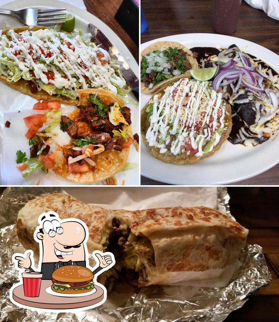 Macho's Grill in Forest Park - Restaurant menu and reviews