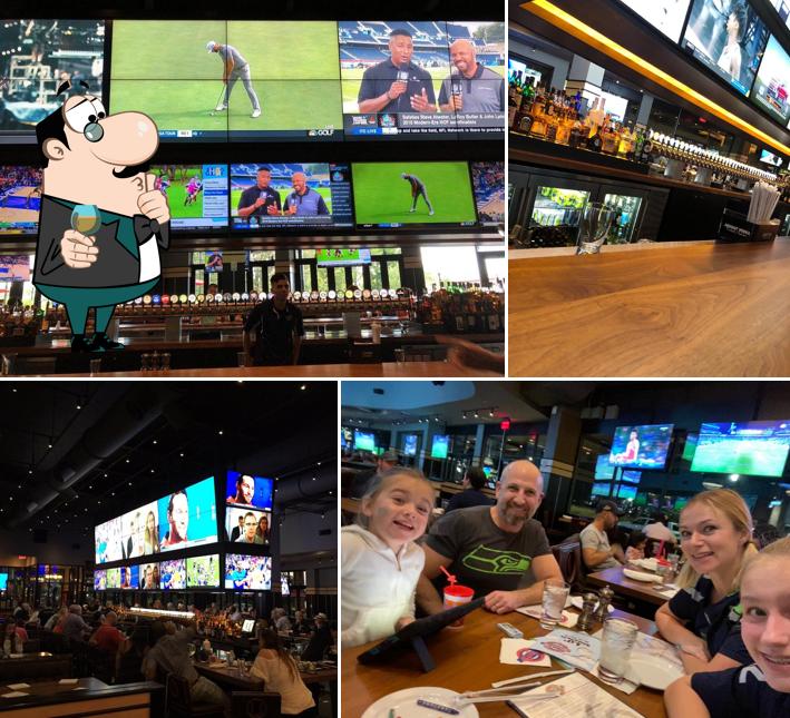 Tony C's Sports Bar and Grill in Somerville - Restaurant menu and reviews