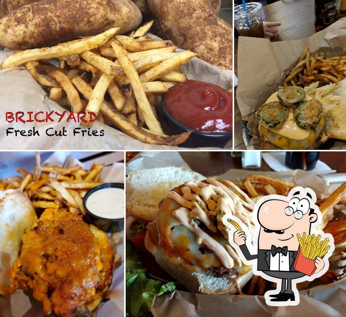 Brickyard Dining Co in New Philadelphia - Restaurant menu and reviews